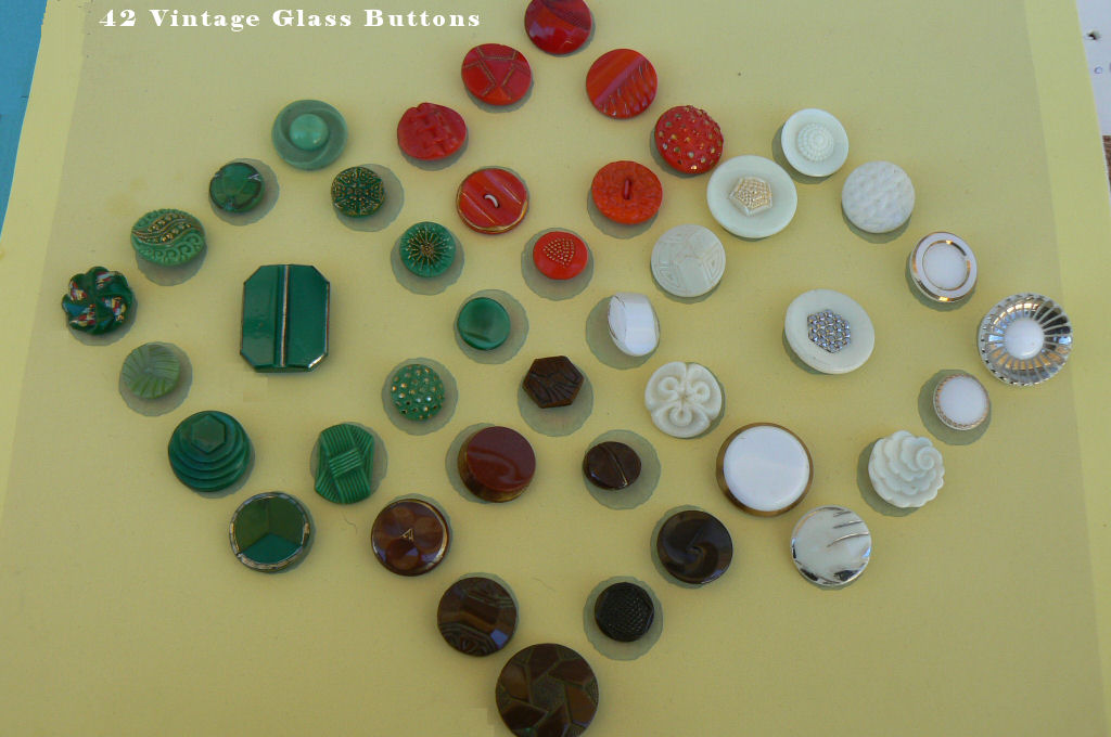 Button Trays