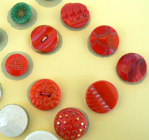 Button Trays